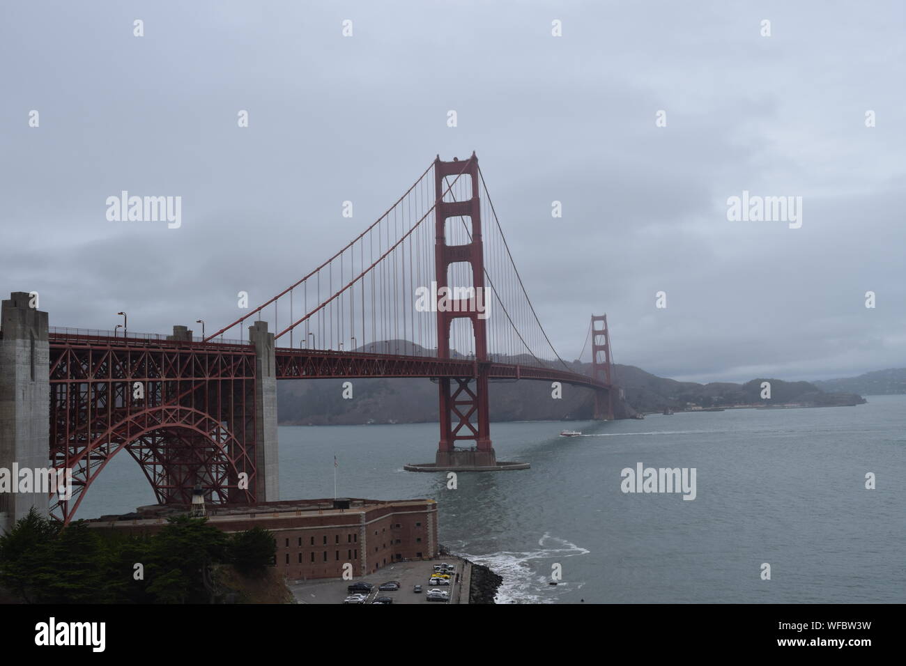 Bridge to ocean hi-res stock photography and images - Alamy