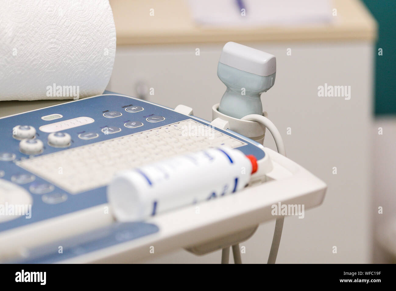 Ultrasound machine hi-res stock photography and images - Alamy