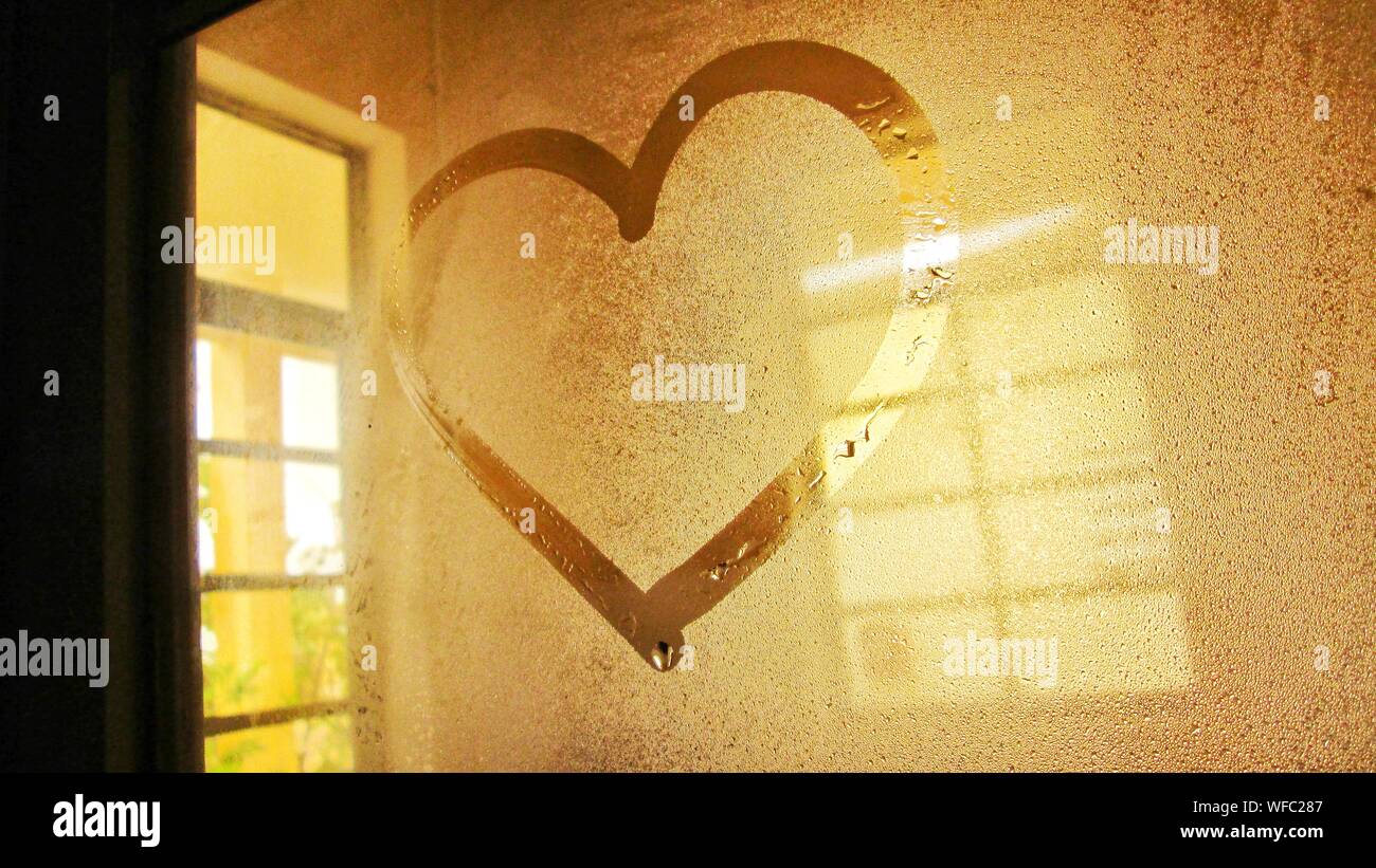 Heart window art hi-res stock photography and images - Alamy