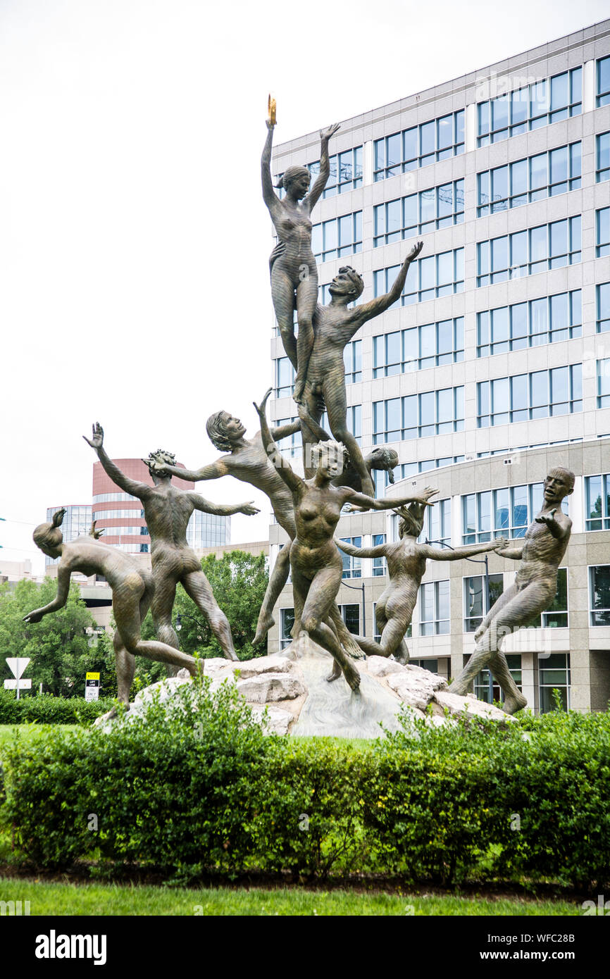 Musica statue hi-res stock photography and images - Alamy