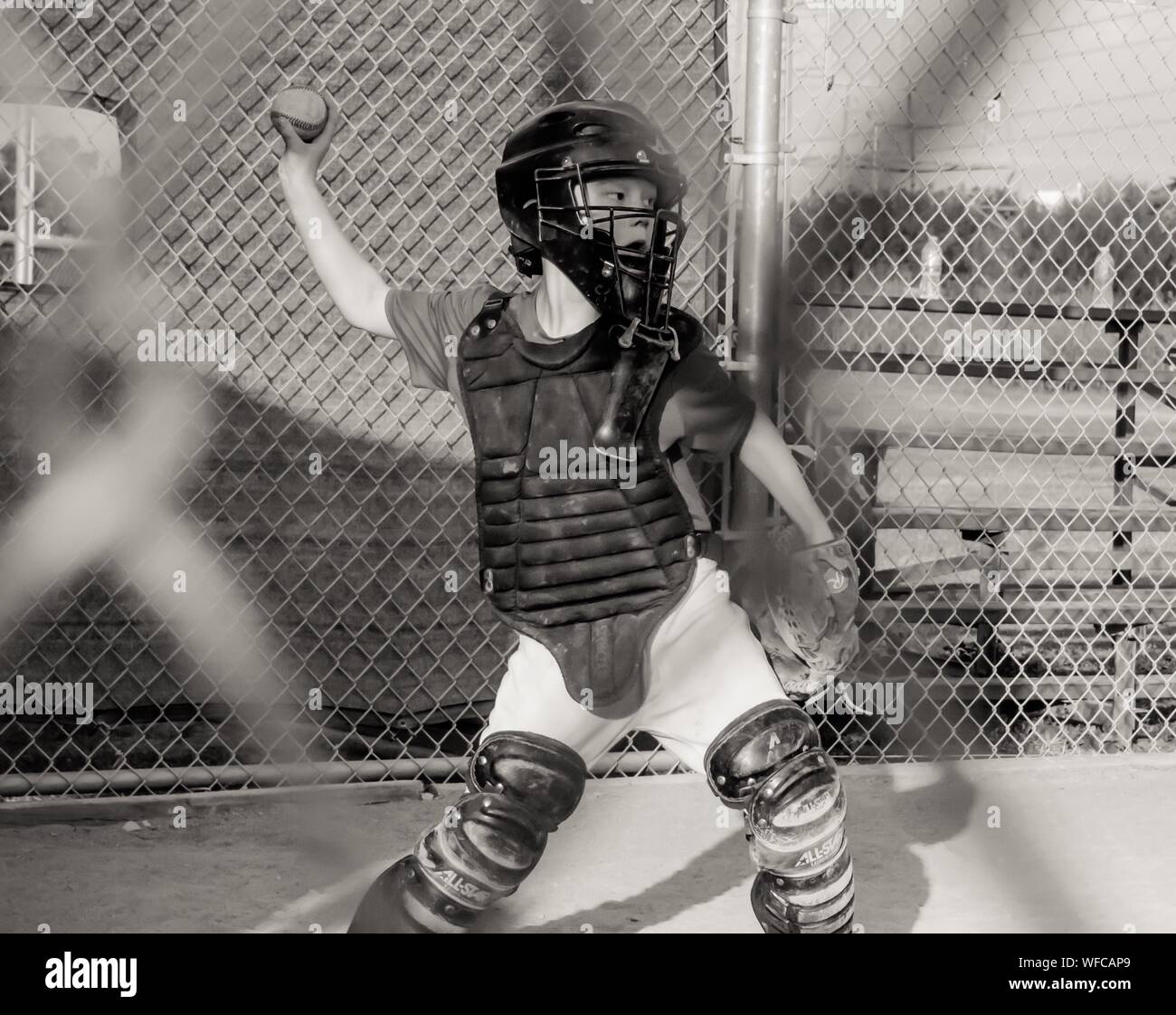 Boy playing baseball hi-res stock photography and images - Alamy