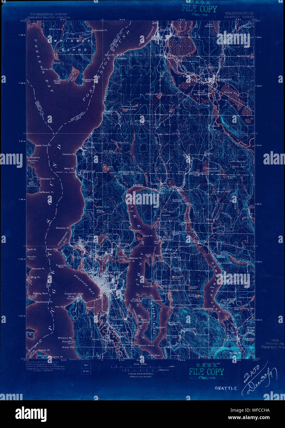 Topographical map of seattle hi-res stock photography and images - Alamy