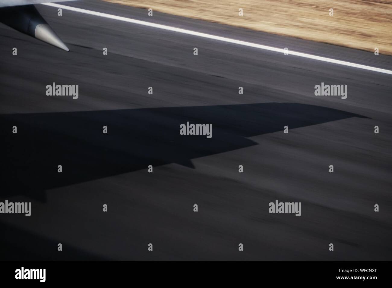 Shadow aircraft hi-res stock photography and images - Alamy