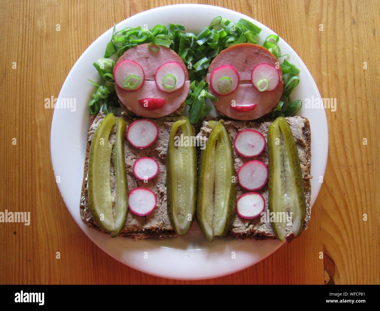 Smiley Face Sandwich High Resolution Stock Photography and Images - Alamy