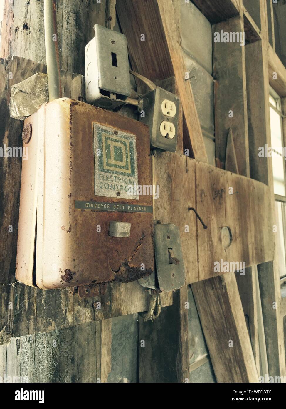 House connection box hi-res stock photography and images - Alamy