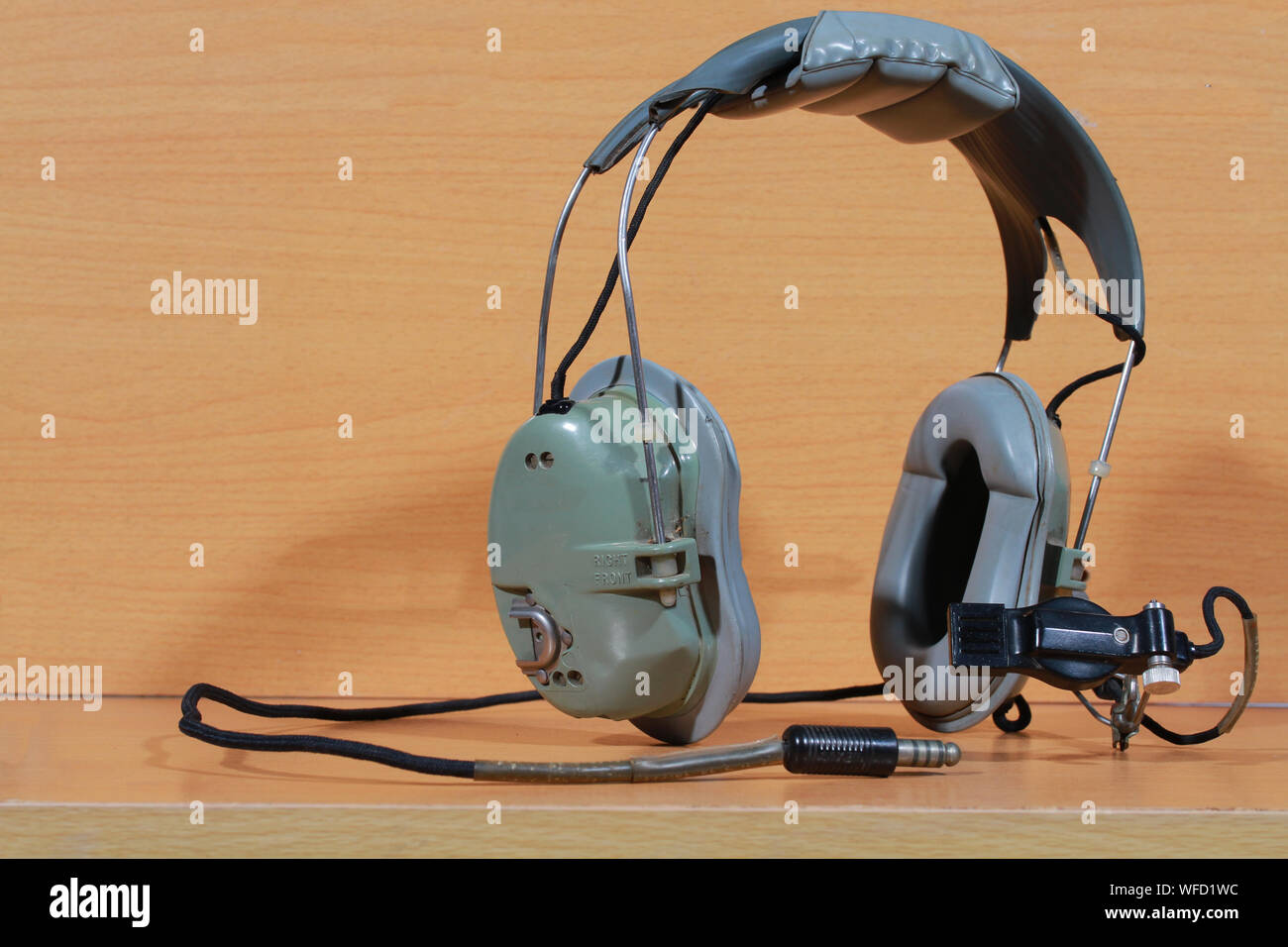 Army helicopter pilot hi-res stock photography and images - Alamy