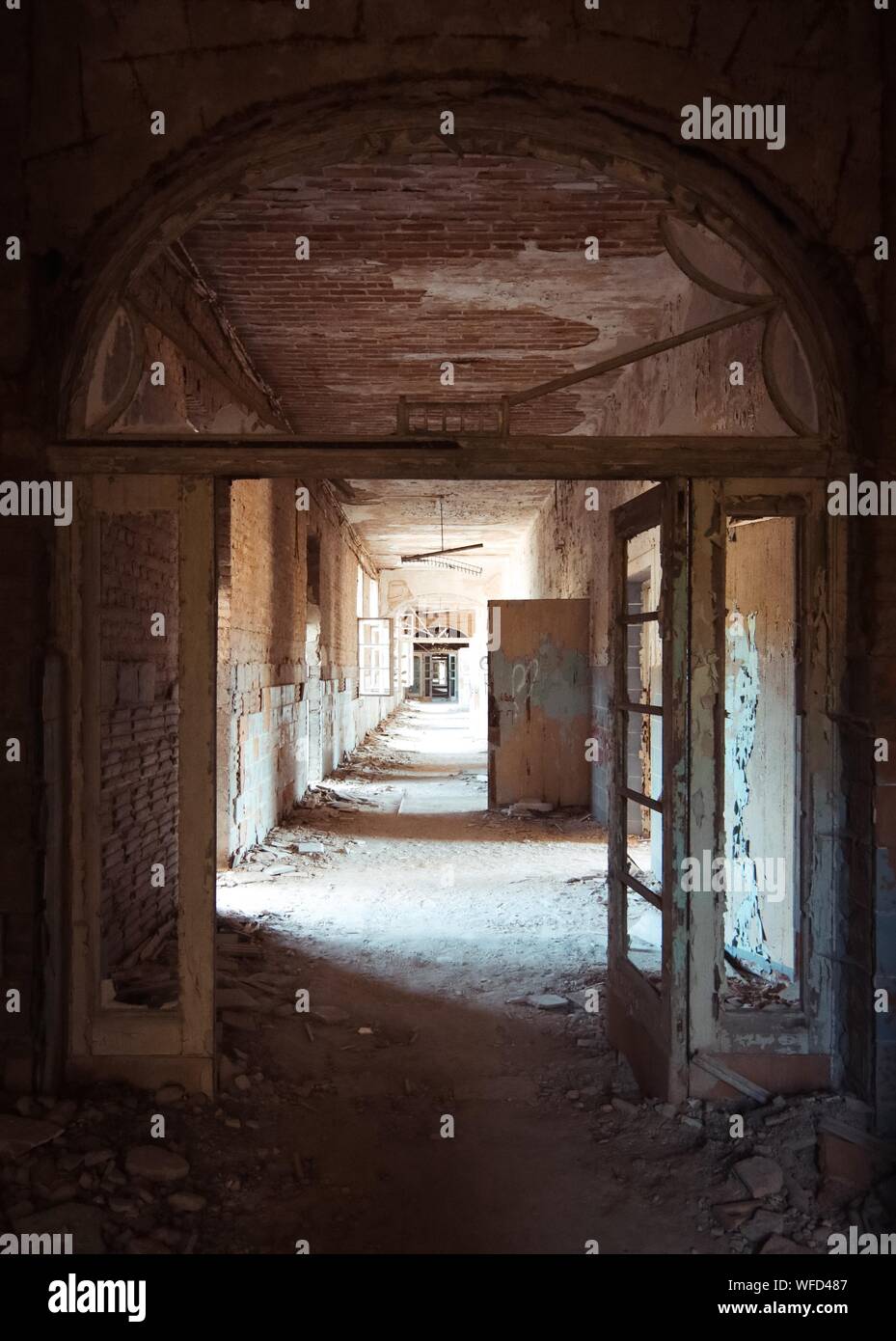 Old Damaged High Resolution Stock Photography and Images - Alamy