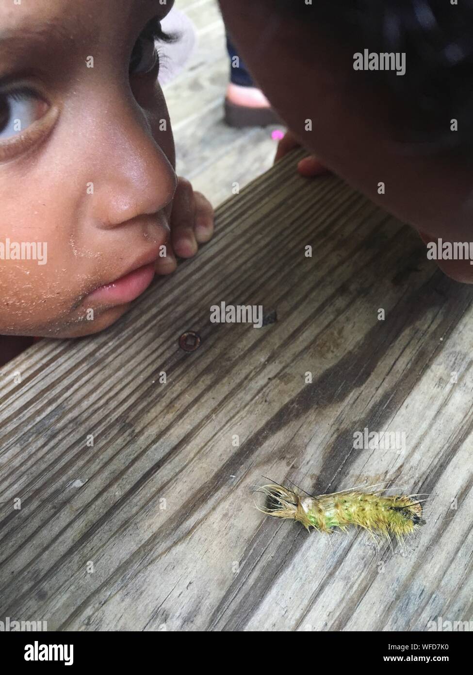 Dead children hi-res stock photography and images - Alamy