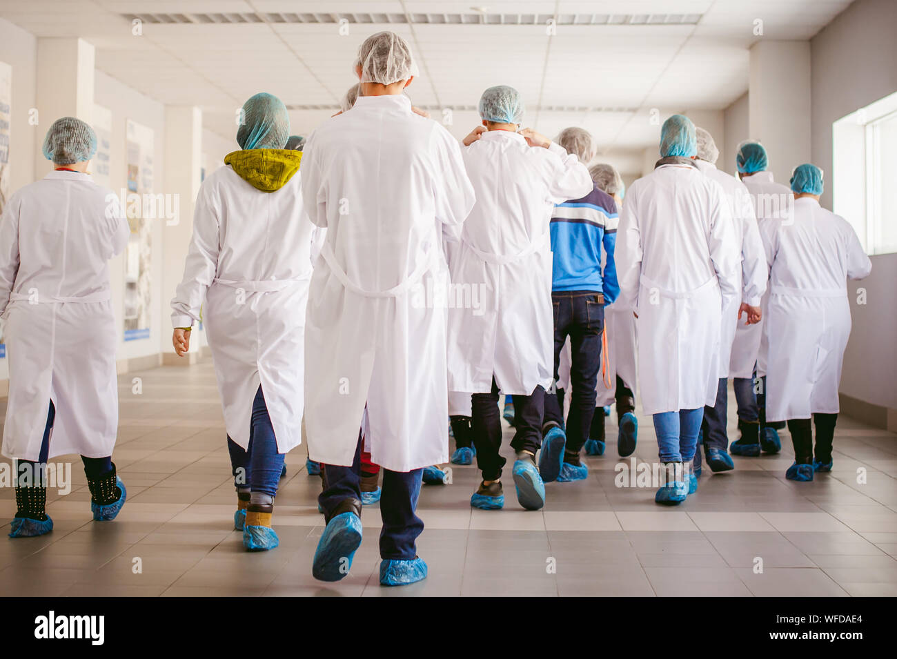 Group doctors walking hi-res stock photography and images - Alamy