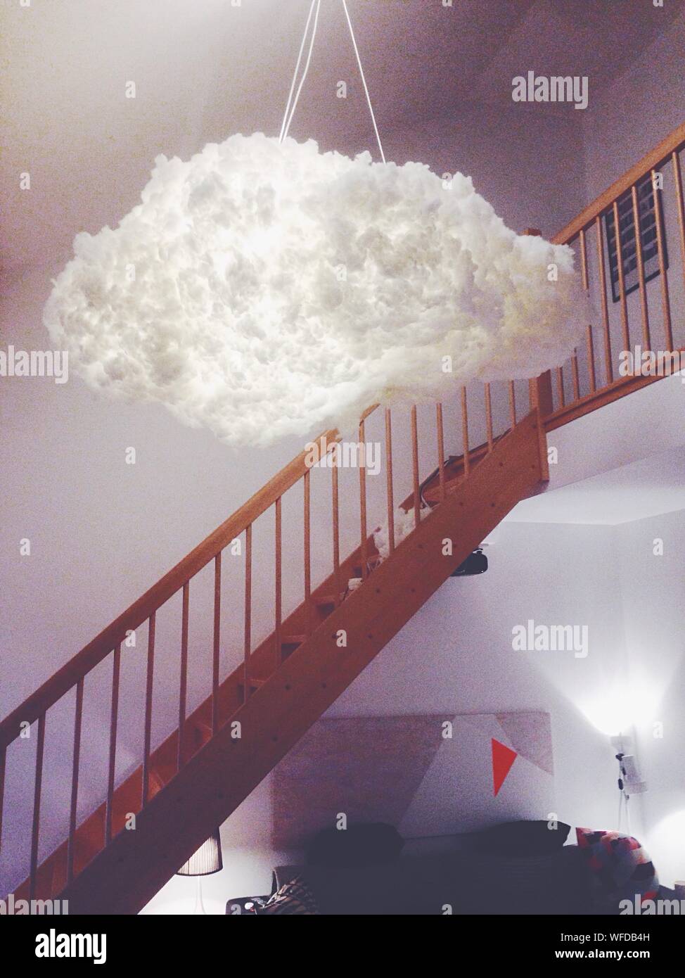 Cloud hanging hi-res stock photography and images - Alamy