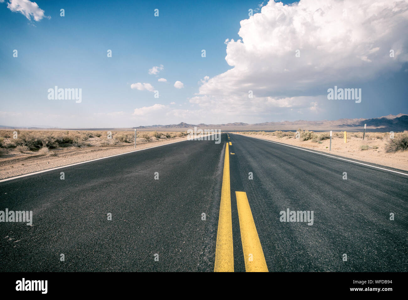 Country road in desert landscape hi-res stock photography and images ...