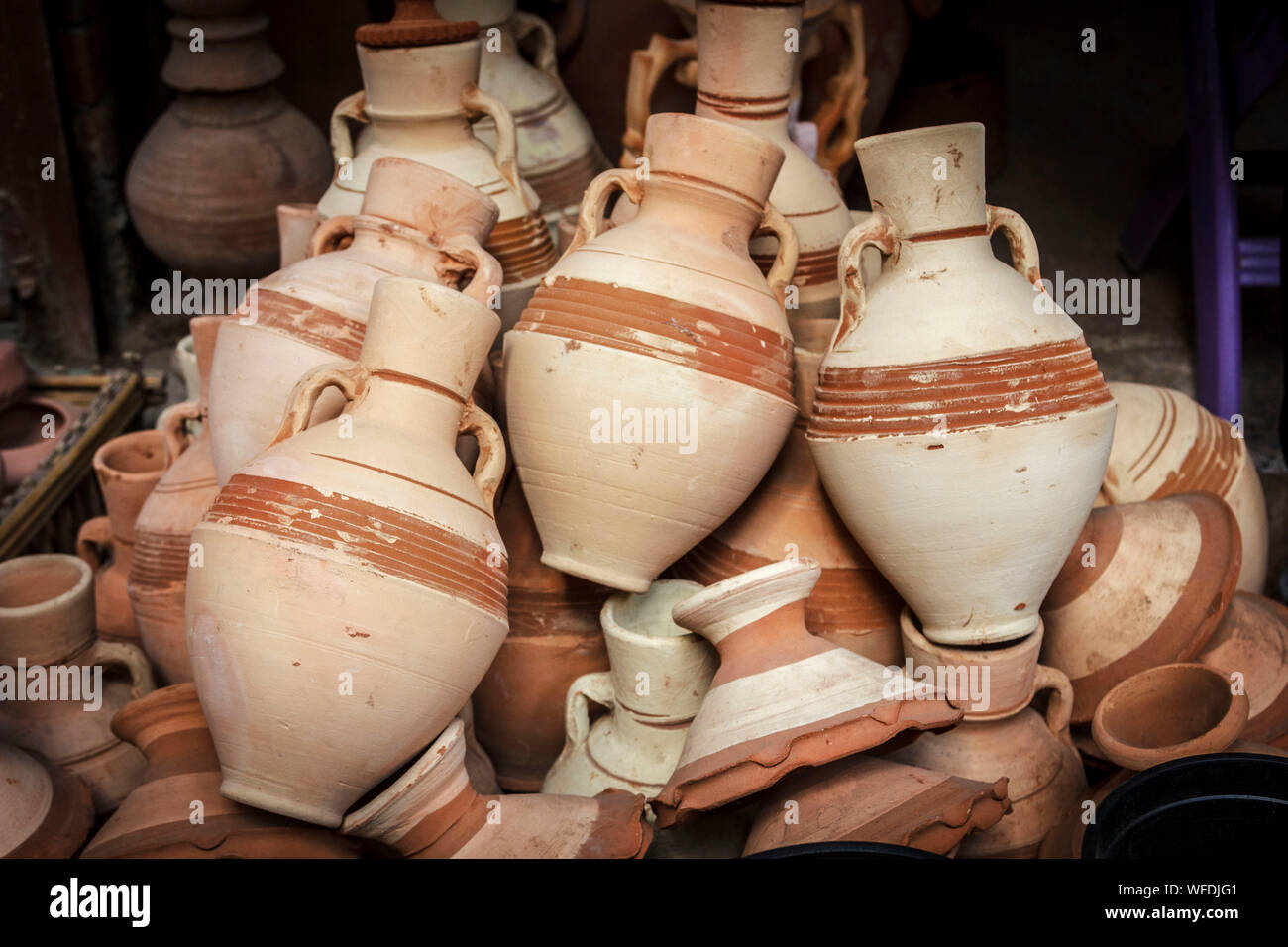 Clay containers hi-res stock photography and images - Alamy