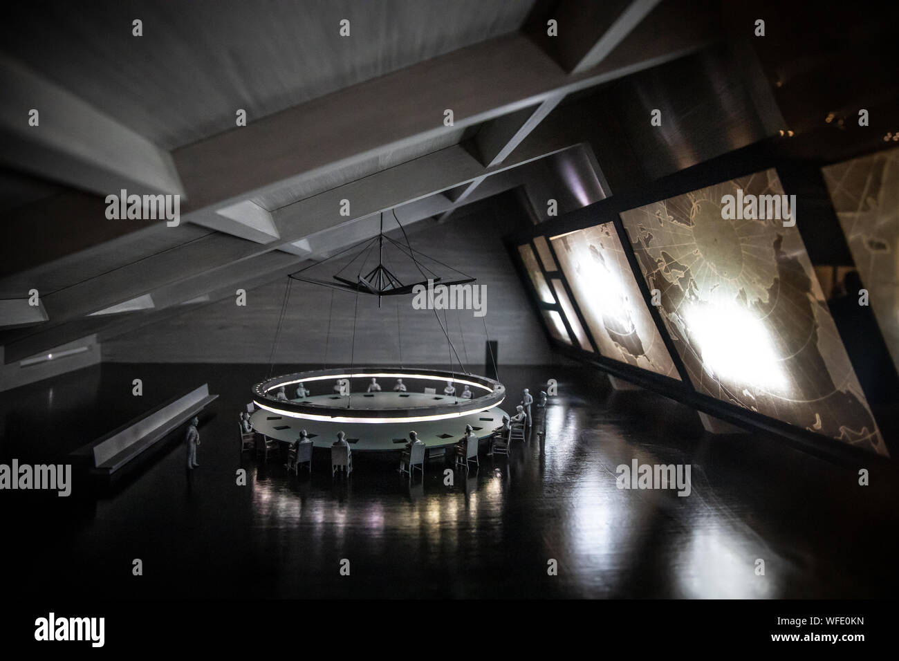 Dr strangelove war room hi-res stock photography and images - Alamy