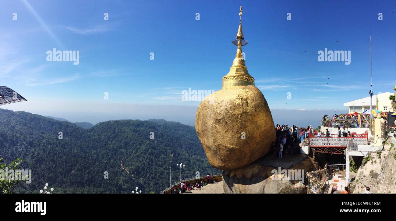 Kyaiktiyo travel hi-res stock photography and images - Alamy