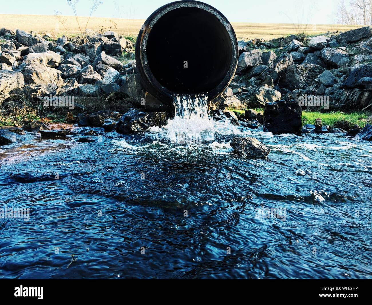 Long water pipe hi-res stock photography and images - Alamy
