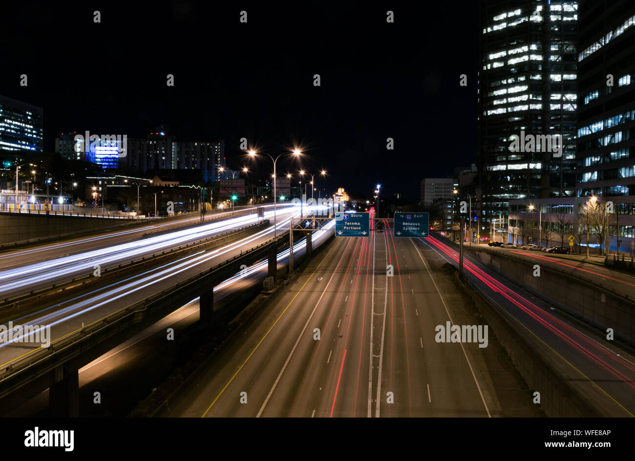 Seattle night high angle hi-res stock photography and images - Alamy
