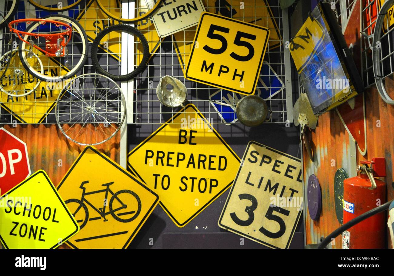 Wall mounted signs hi-res stock photography and images - Alamy