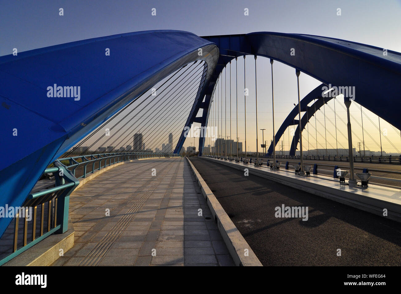 Contemporary bridge design hi-res stock photography and images - Alamy