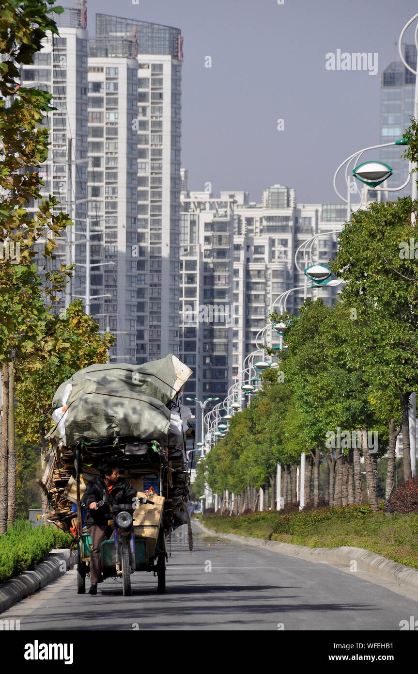 China lane hi-res stock photography and images - Alamy