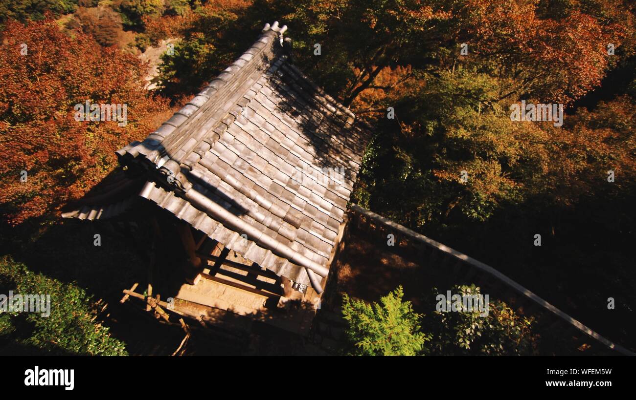 Autumn Log Cabin High Resolution Stock Photography and Images - Alamy