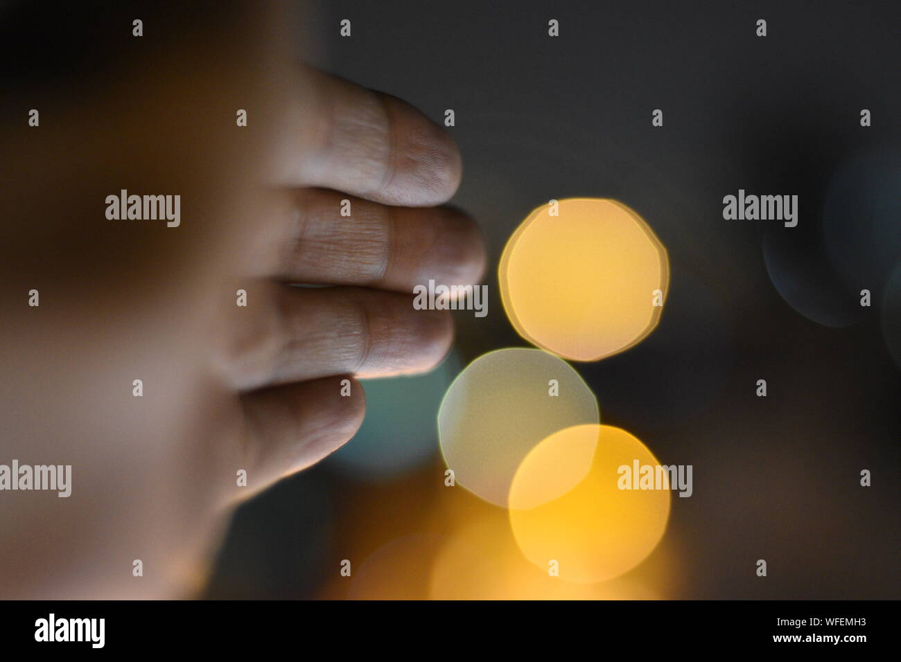 Hand lens hi-res stock photography and images - Alamy
