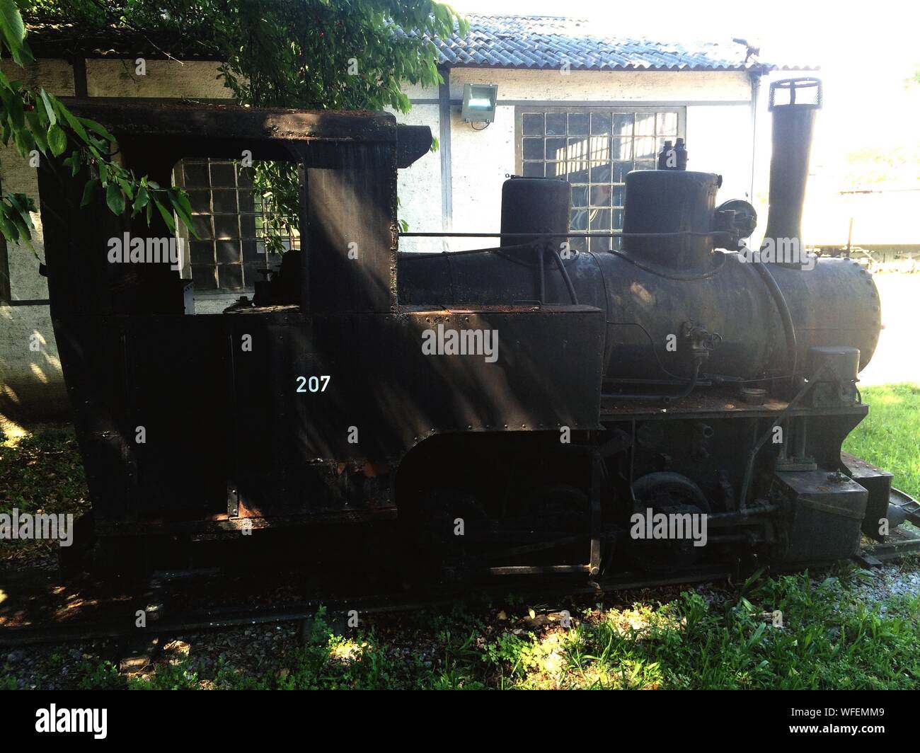 Steam engine tracks hi-res stock photography and images - Alamy