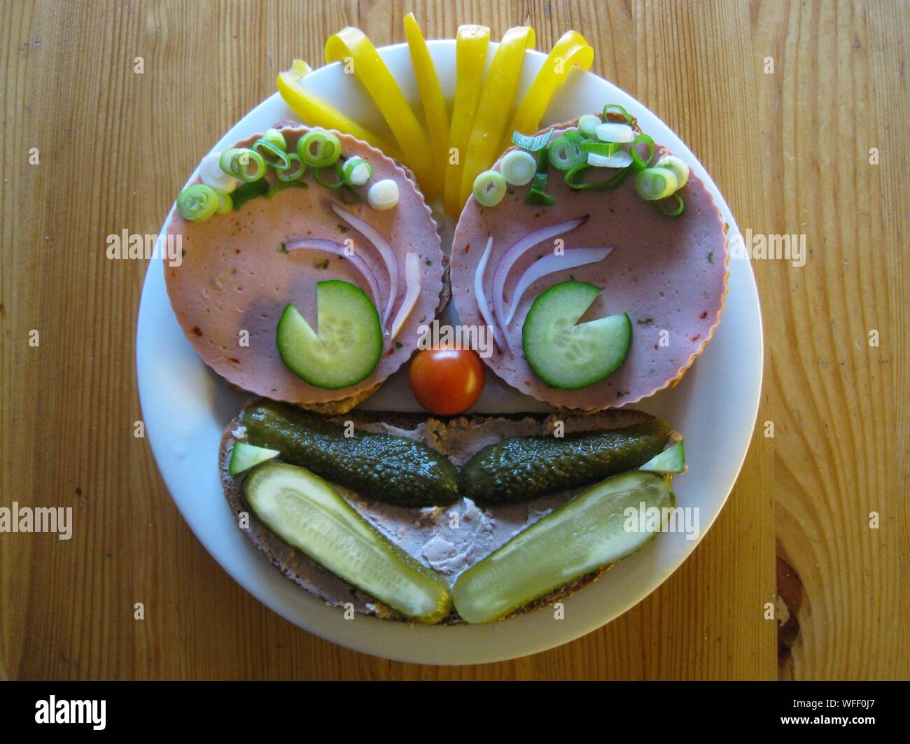 Anthropomorphic face made plate hi-res stock photography and images - Alamy