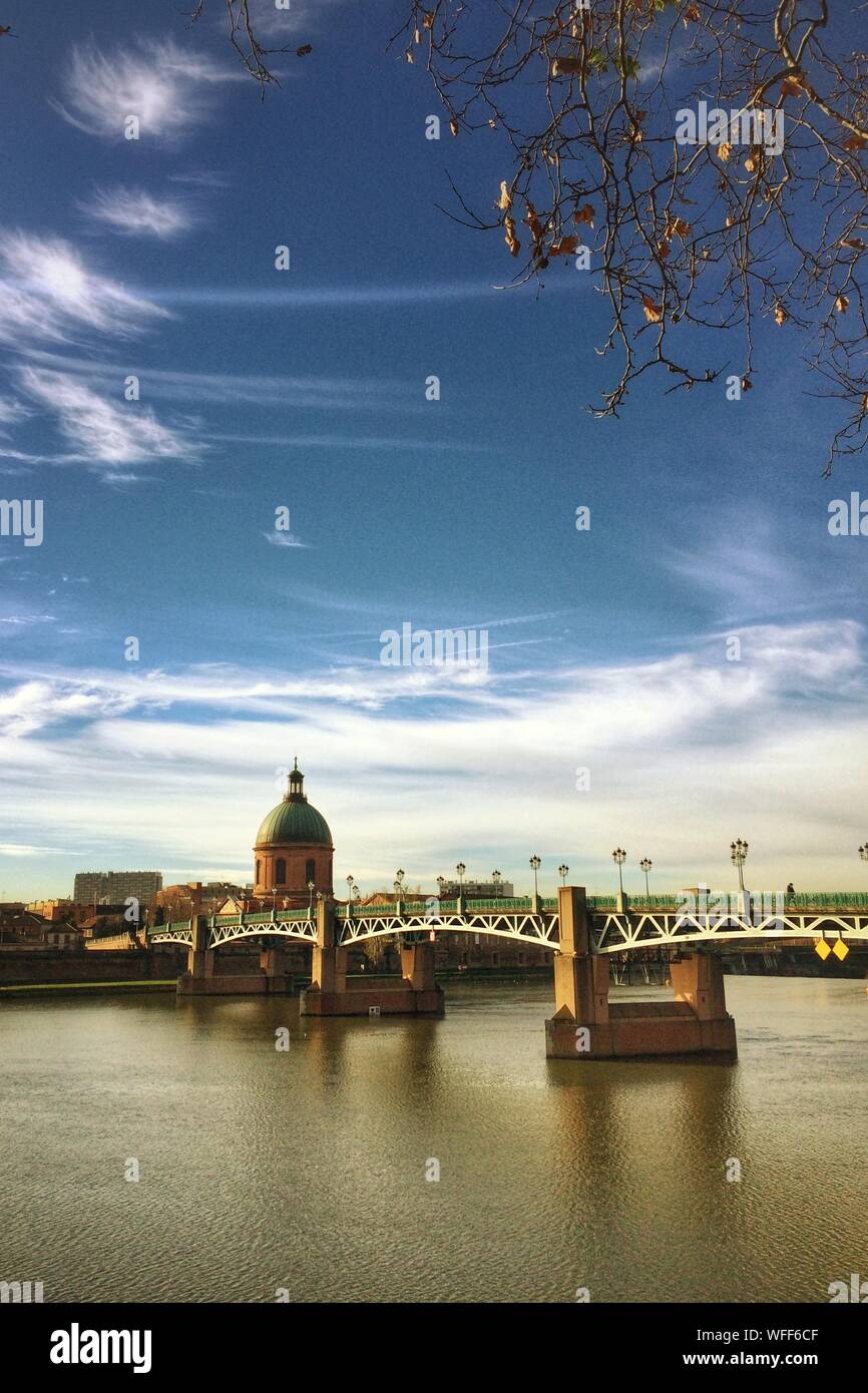 Bridge of pierre hi-res stock photography and images - Alamy