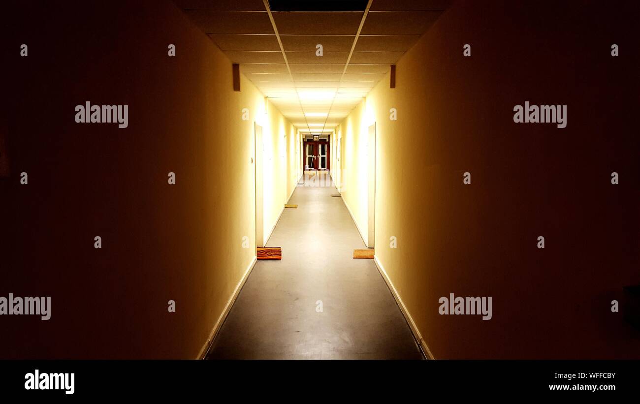 Hospital night corridor hi-res stock photography and images - Alamy