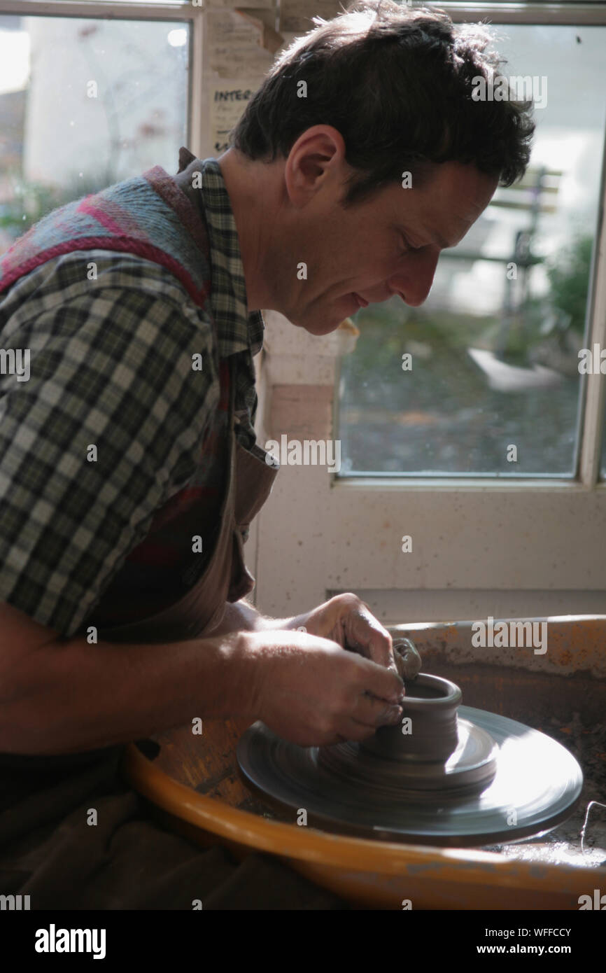 Master goldsmith hi-res stock photography and images - Alamy