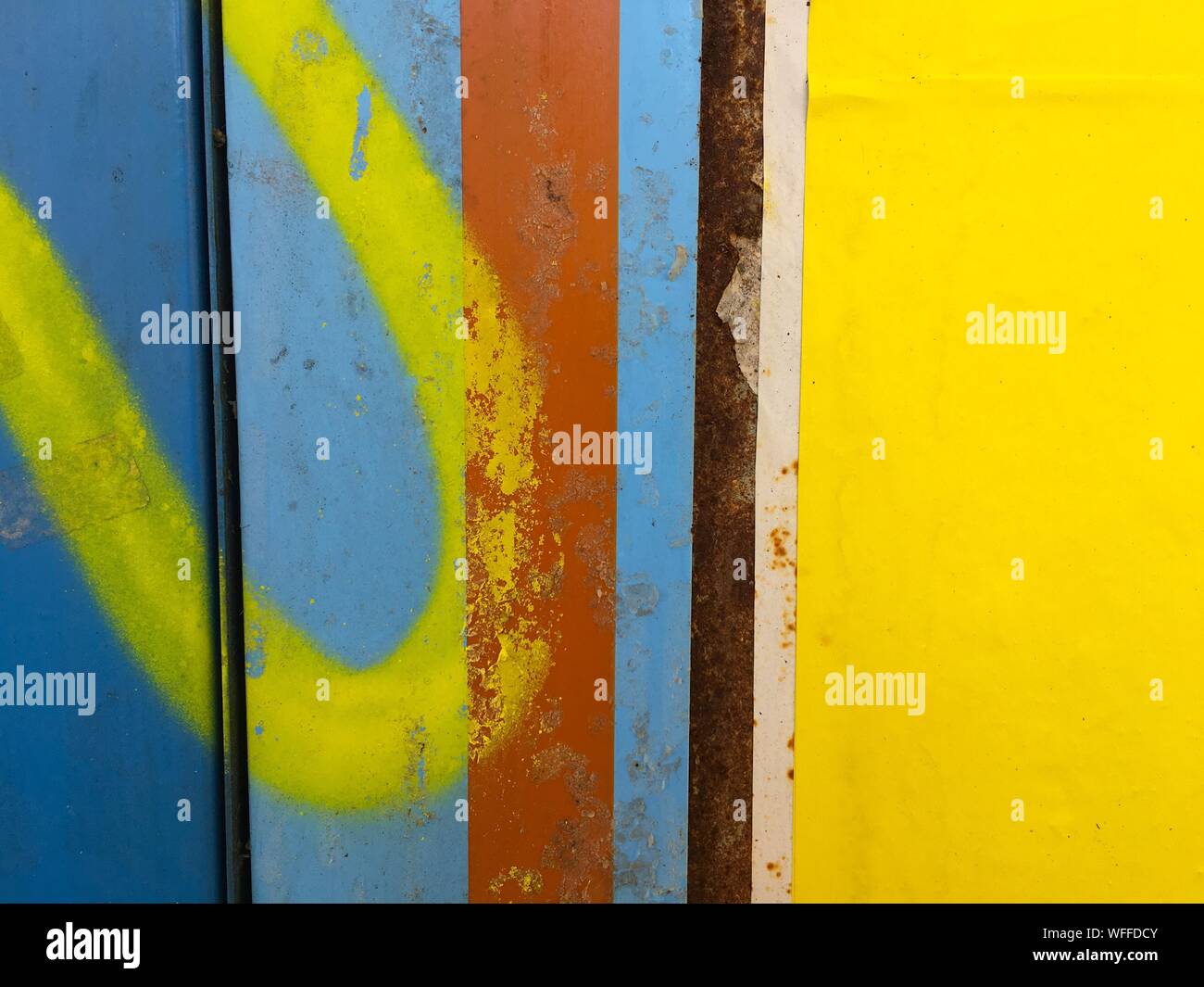 Building metal paint hi-res stock photography and images - Alamy