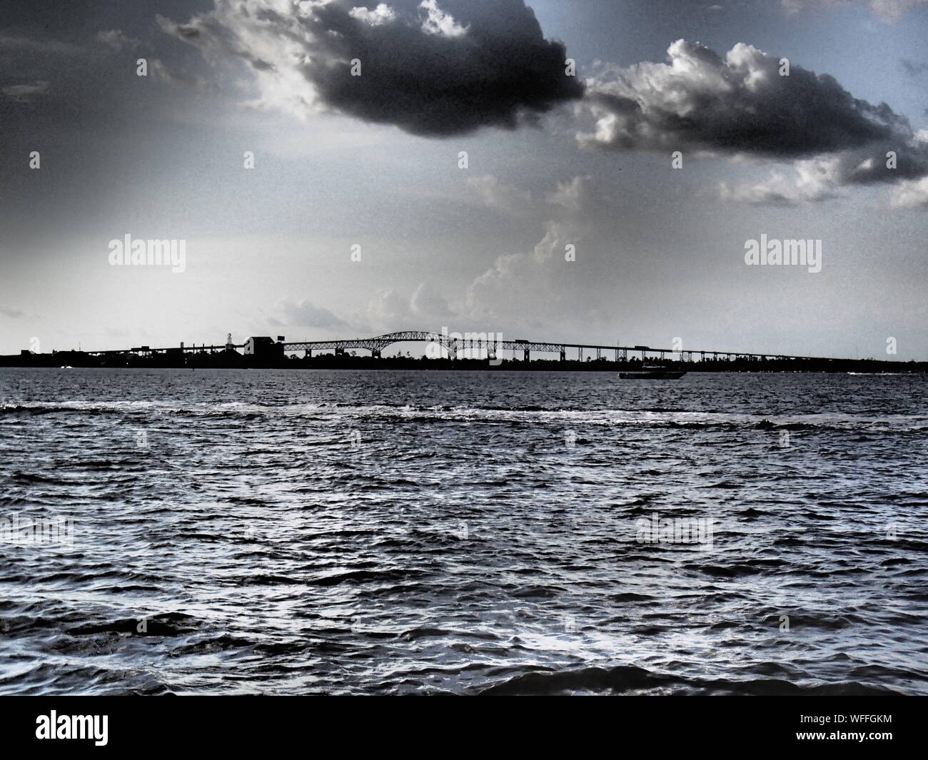View of the river and bridge hi-res stock photography and images - Alamy