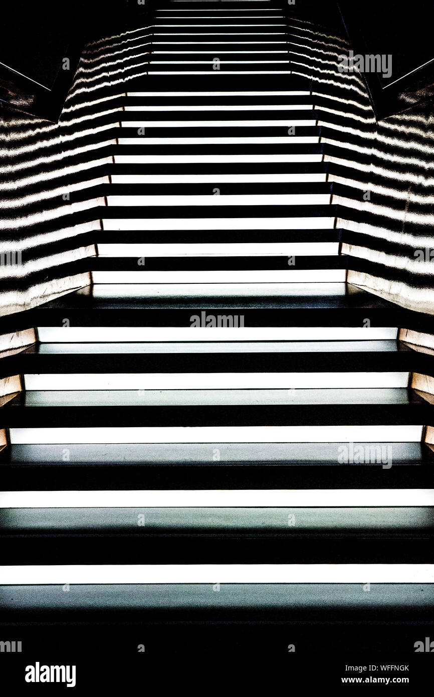 Illuminated steps hi-res stock photography and images - Alamy