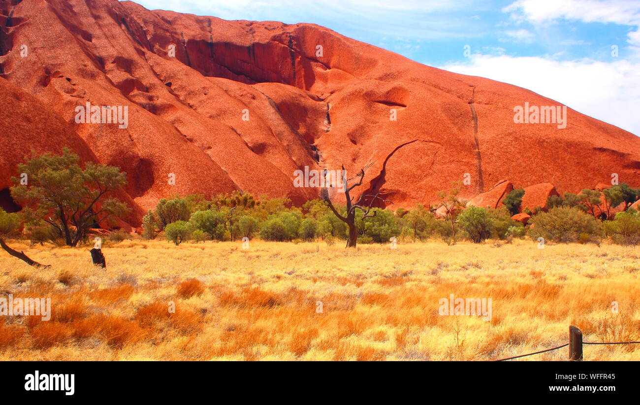 Red rock, Uluru-Katatjuta National Park, Australia Stock Photo - Alamy