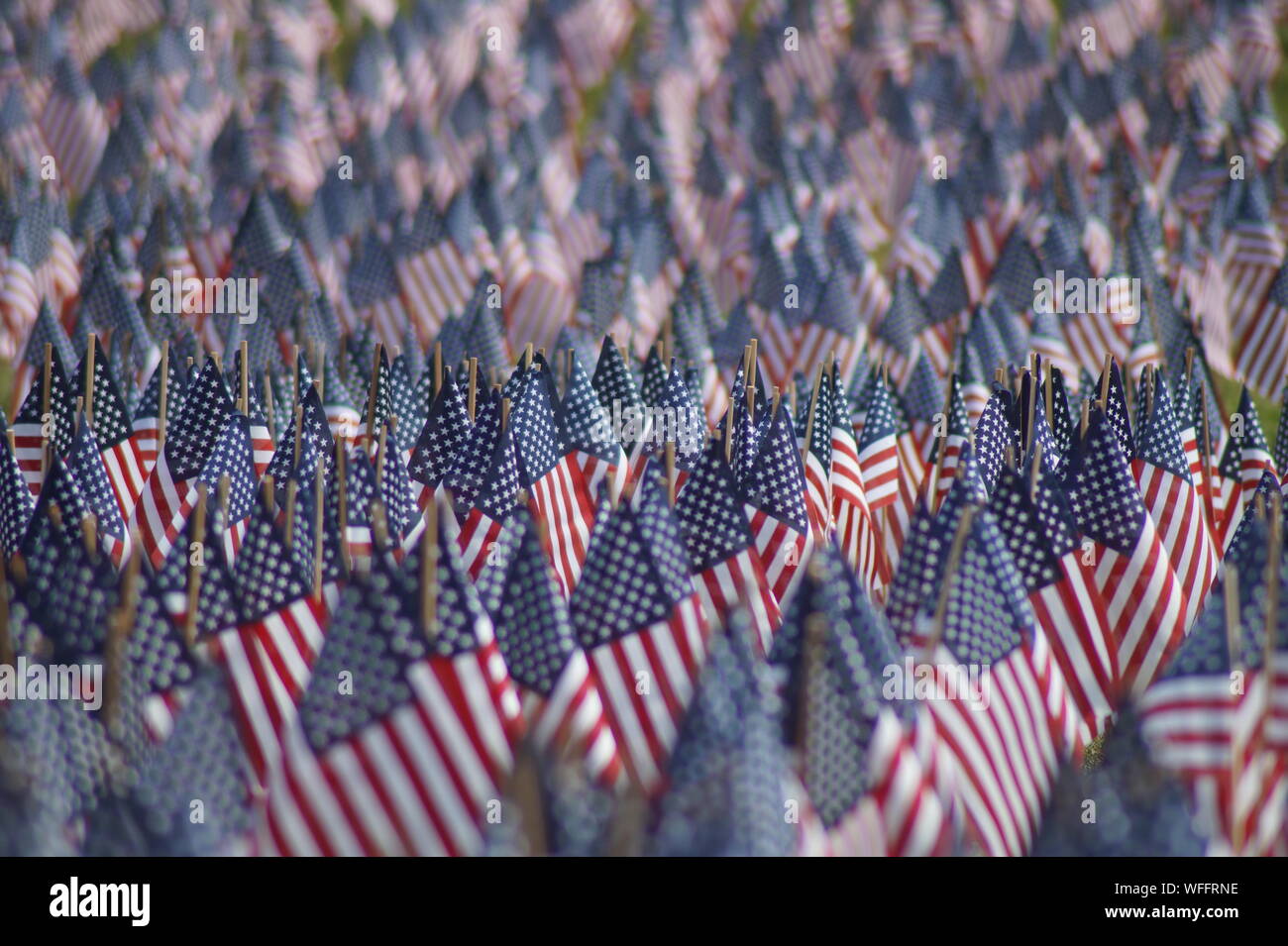 Large flags hi-res stock photography and images - Alamy