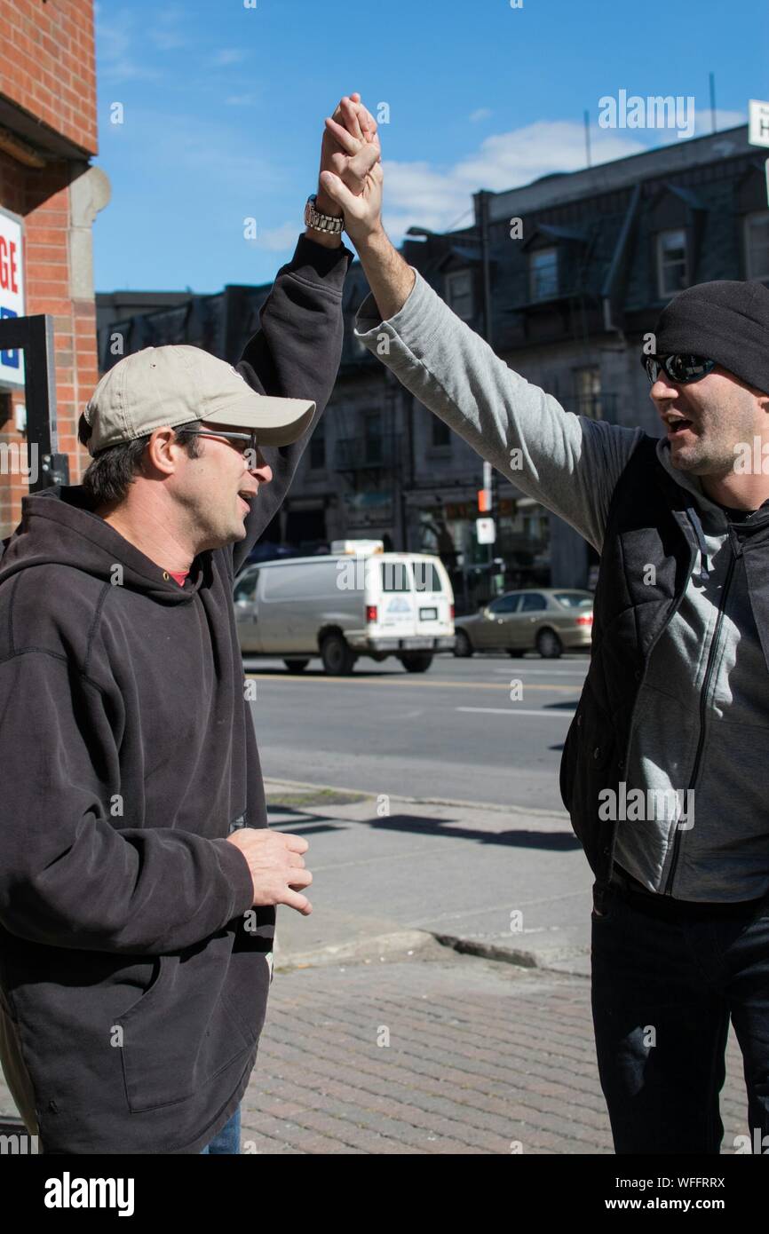 Friendship high five hi-res stock photography and images - Alamy