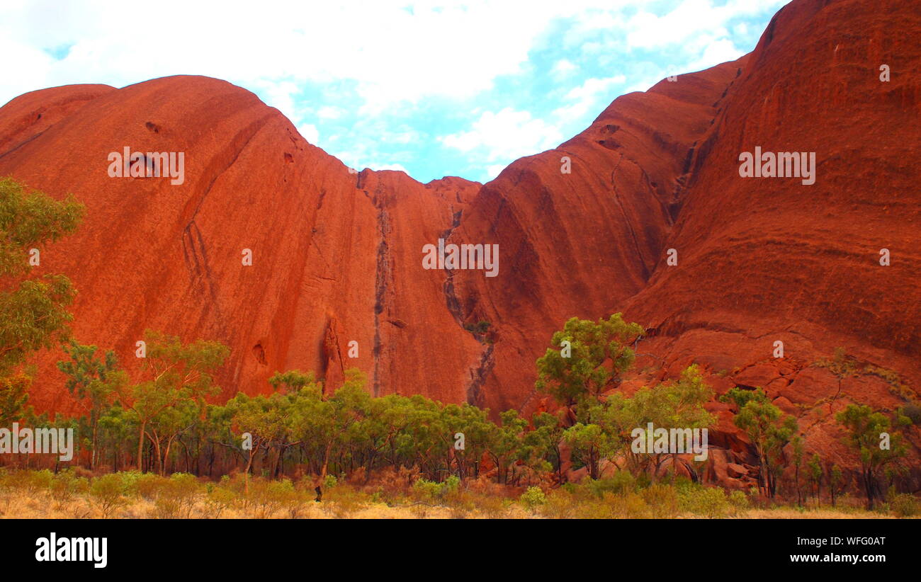 Red rock, Uluru-Katatjuta National Park, Australia Stock Photo - Alamy