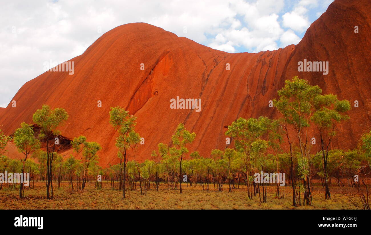 Red rock, Uluru-Katatjuta National Park, Australia Stock Photo - Alamy
