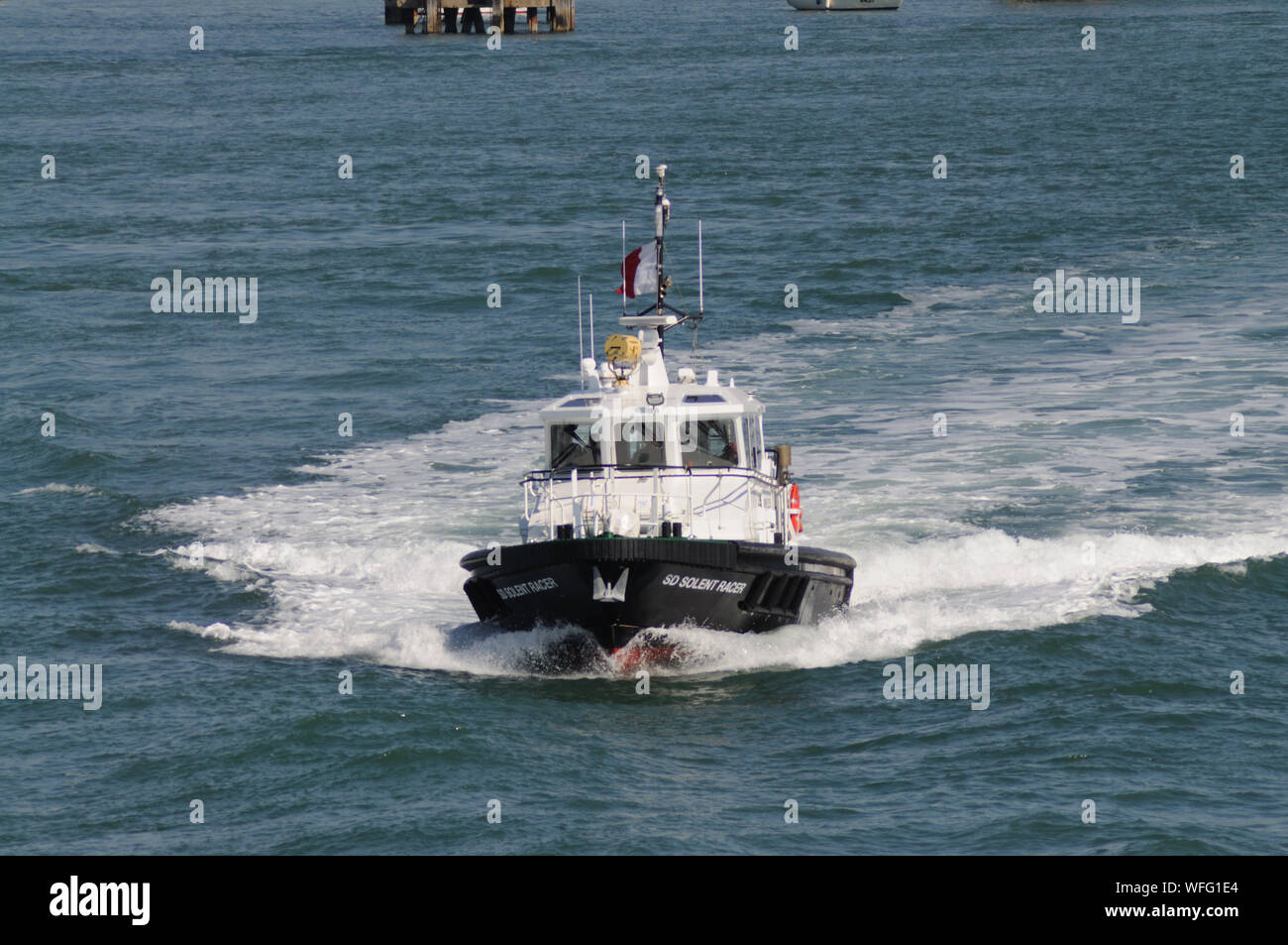 solent racer pilot boat Stock Photo - Alamy