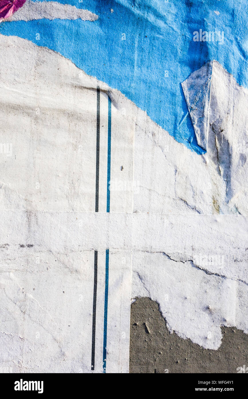 Poster wall hi-res stock photography and images - Alamy