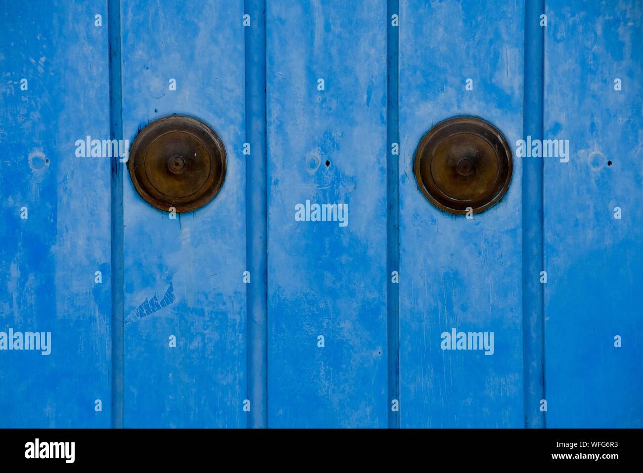 Full frame shot of door hi-res stock photography and images - Alamy