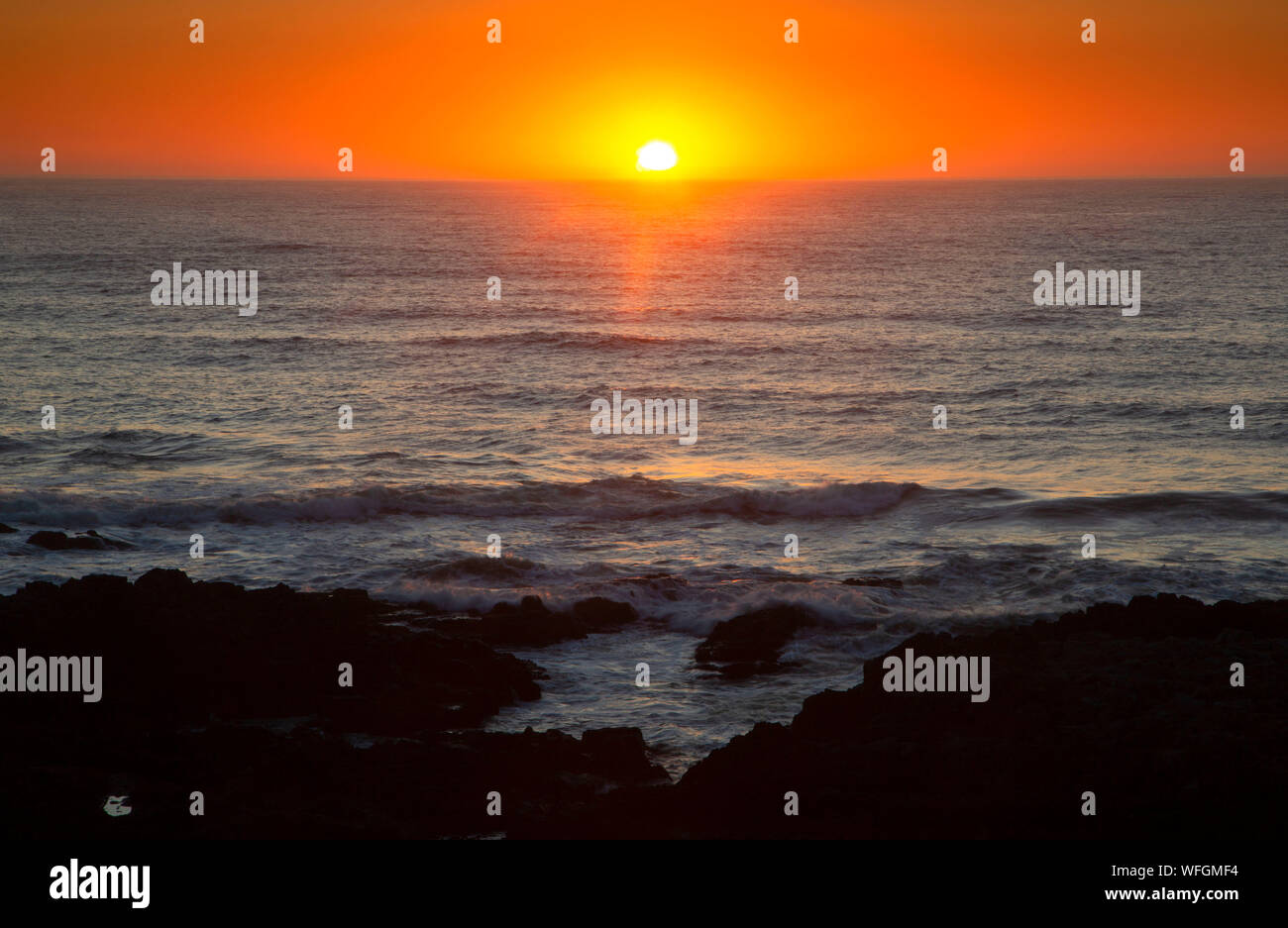 Sunset at Strawberry Hill, Neptune State Park, Oregon Stock Photo - Alamy