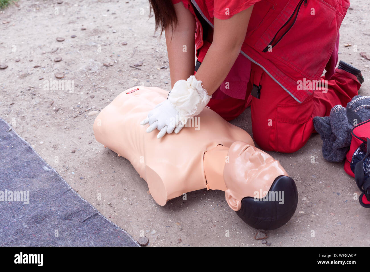 Performing cpr on street hi-res stock photography and images - Alamy