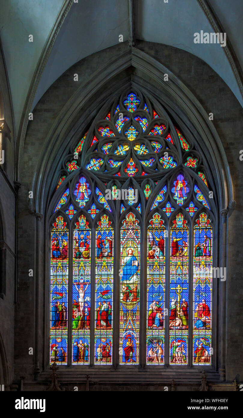 Chichester cathedral stained glass hi-res stock photography and images ...