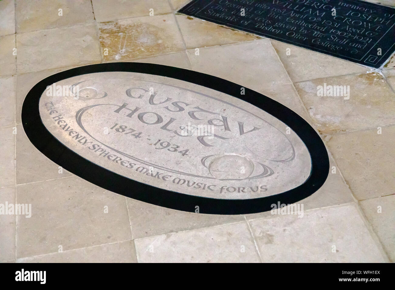 Burial musician hi-res stock photography and images - Alamy