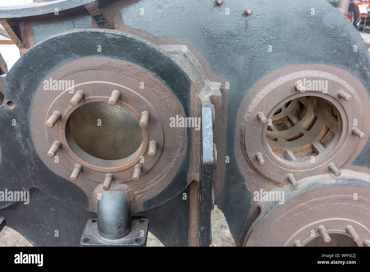 Detail of engine parts of antique steam train Stock Photo - Alamy