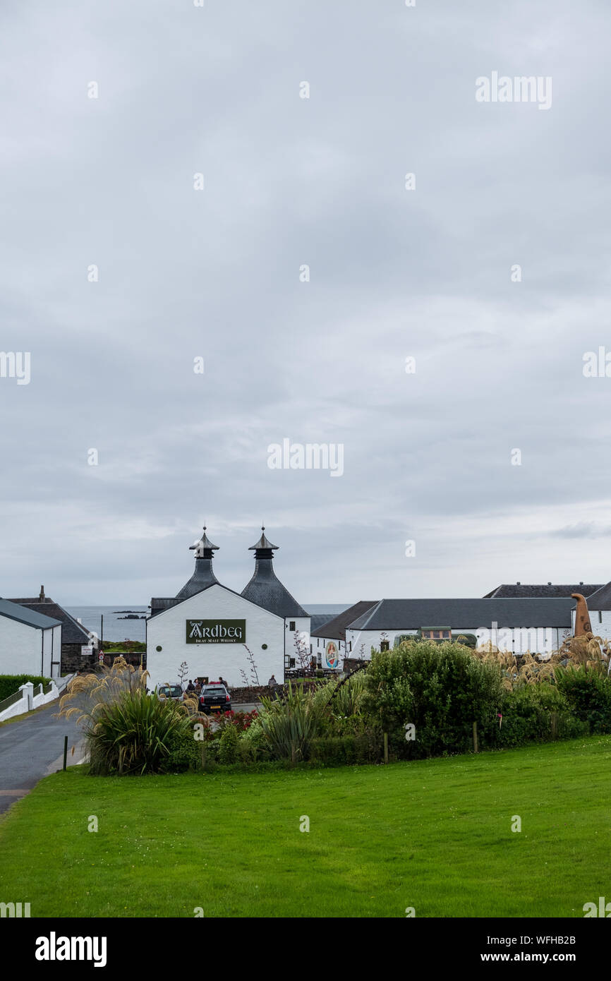 Ardbeg distillery hi-res stock photography and images - Alamy
