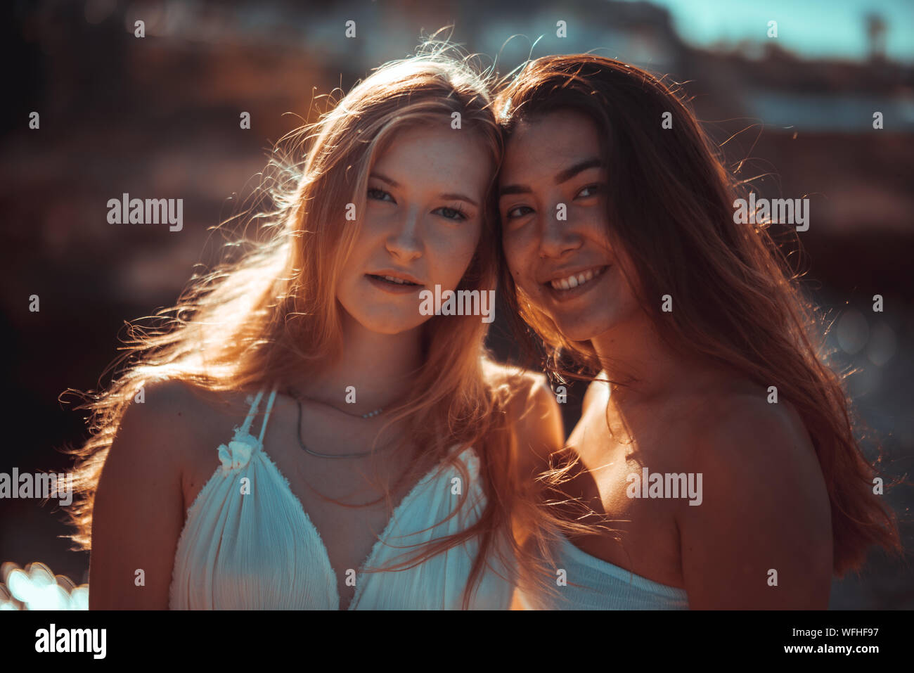 Real friends hi-res stock photography and images - Alamy