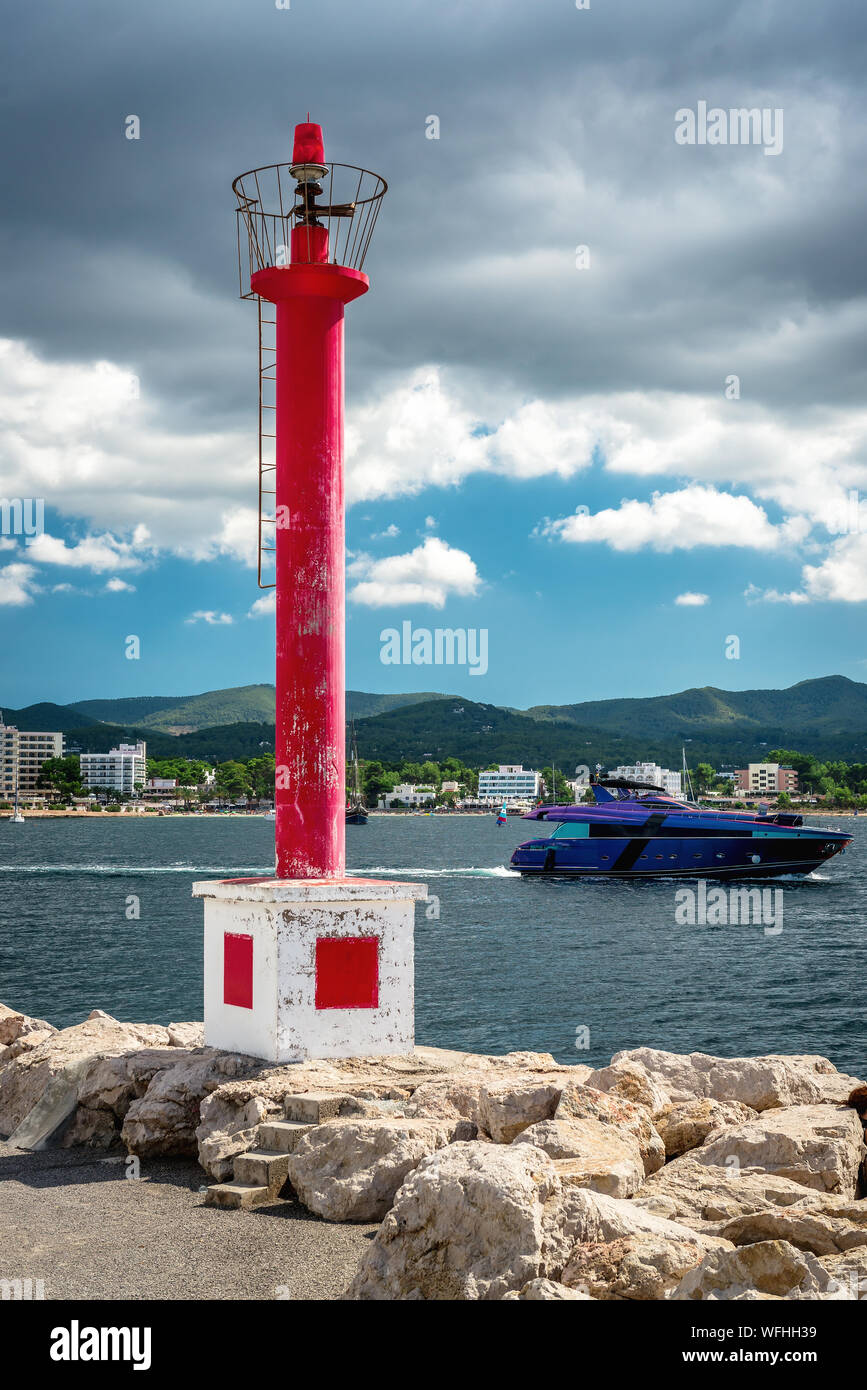 Red beacon hi-res stock photography and images - Alamy