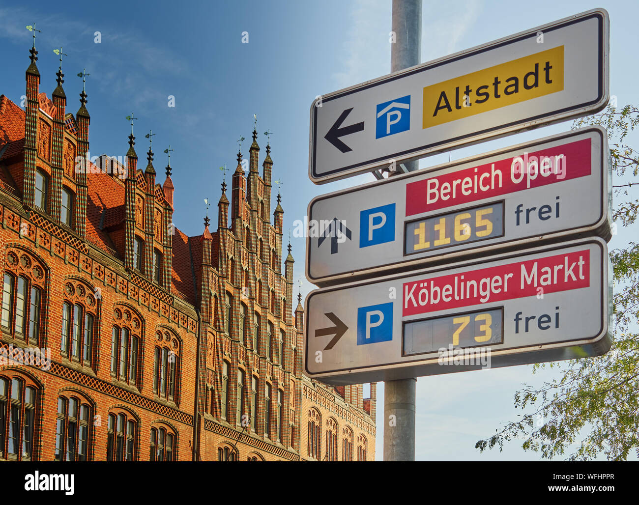 Car park spaces available sign hi-res stock photography and images - Alamy